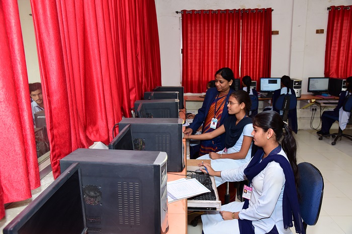 SPM Polytechnic , Kumathe